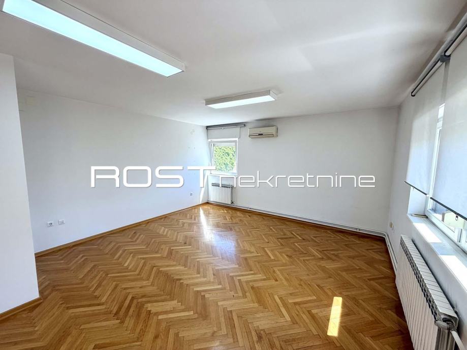 KVATERNIKOV TRG - Heinzelova - 100 m2, 4-sobni + PARKING (iznajmljivanje)