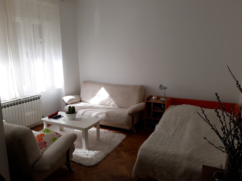 KVATRIĆ, JEDNOSOBAN STAN, 30 m2 (iznajmljivanje)