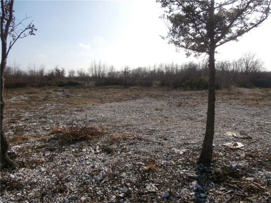 ISTRA,LABIN, TRGET,TEREN SA GRAĐ.DOZVOLOM 38.500 EUR