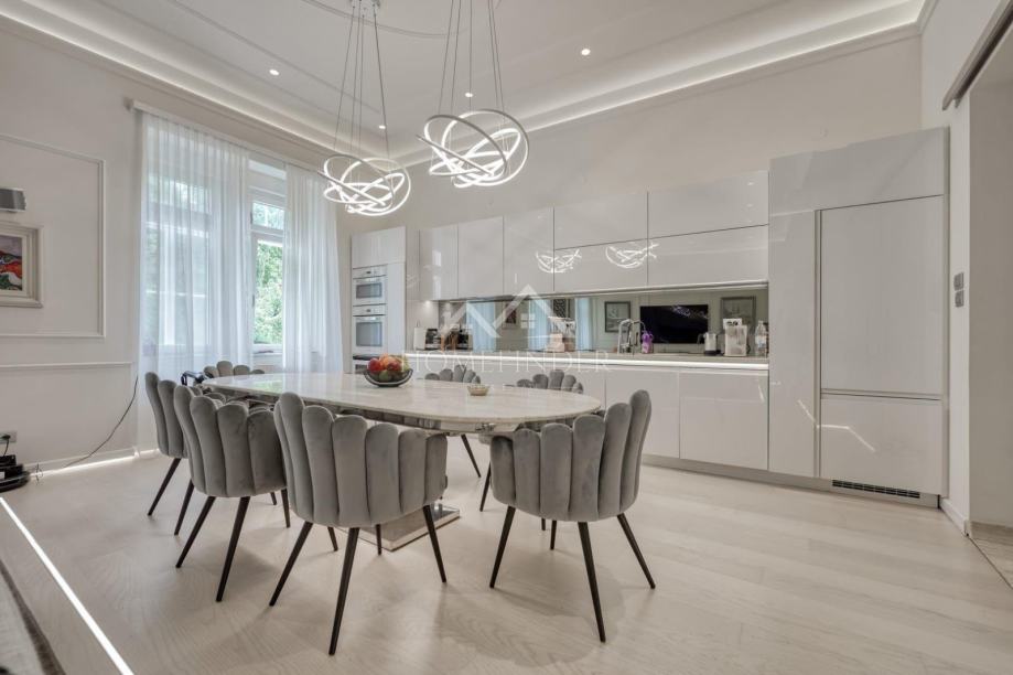 Luksuzan stan u centru Zagreba 231,82m2 (prodaja)