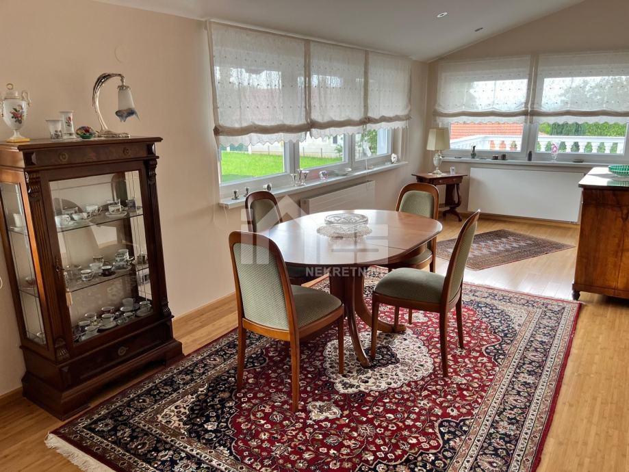 Luksuzna kuća u Oborovu Bistranskom (prodaja)