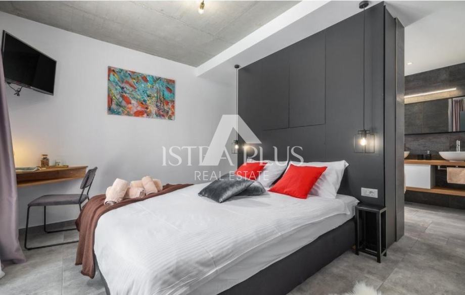 Luksuzna villa moderne arhitekture i dizajna !! (prodaja)