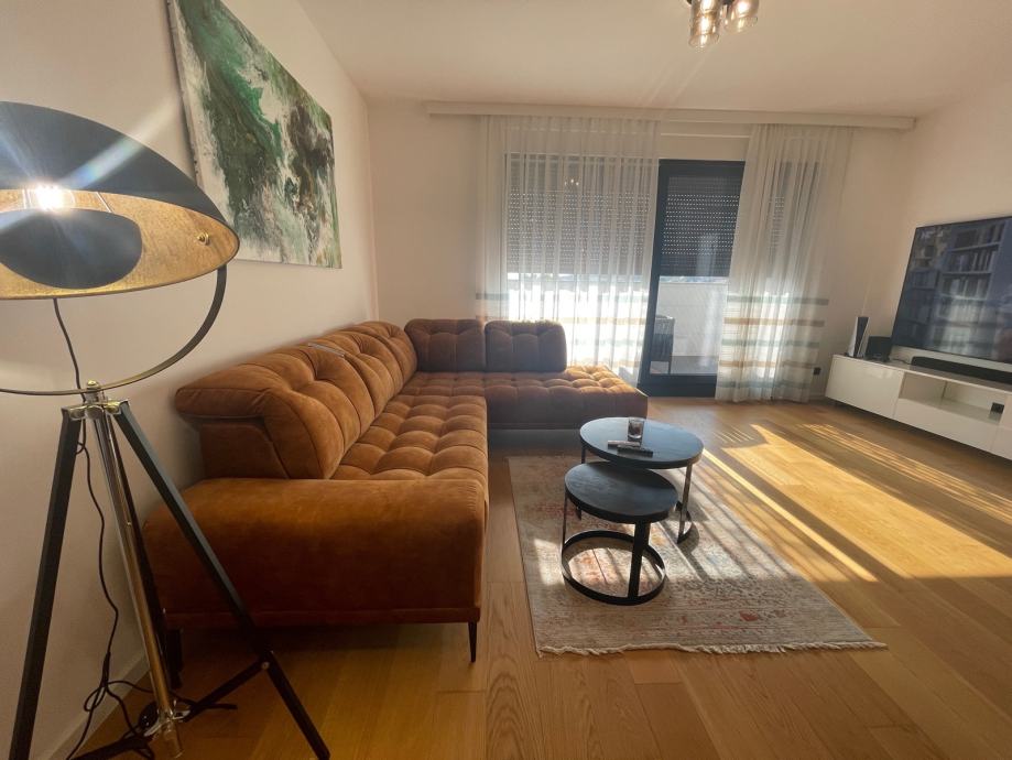 Luxury 3 bdr penthouse + garage (iznajmljivanje)