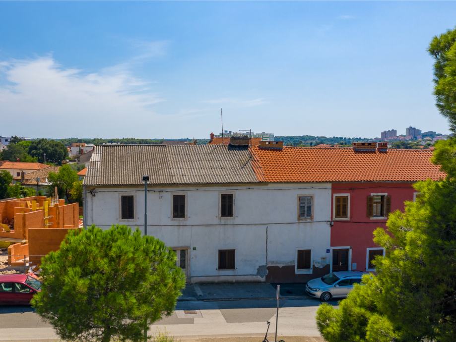 Mali ali slatki stan Monvidal - Pula (prodaja)