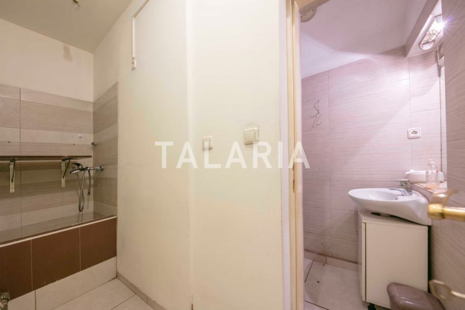 MALI LOKAL Zagreb (Centar), ulični lokal, 54 m2 (iznajmljivanje)