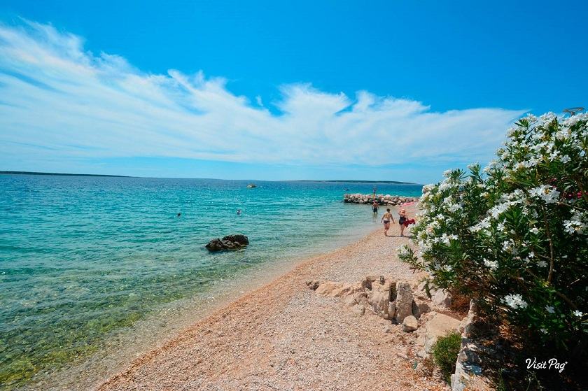 Mandre, 2-sob. apartman u prizemlju, vrt, blizu plaže, novogradnja