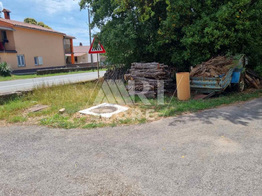 Marčana - Stara kuca za adaptaciju (prodaja)