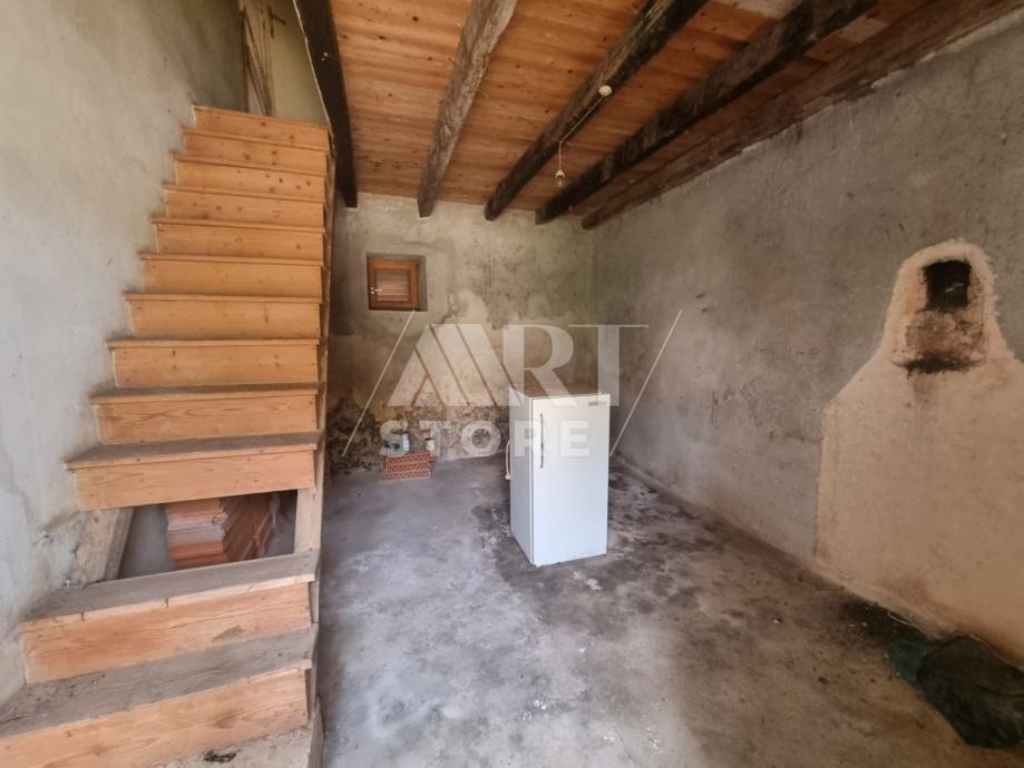 Marčana - Stara kuca za adaptaciju (prodaja)