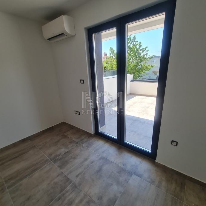 Marinići - vrhunski dvoetažni stan u urbanoj vili (prodaja)
