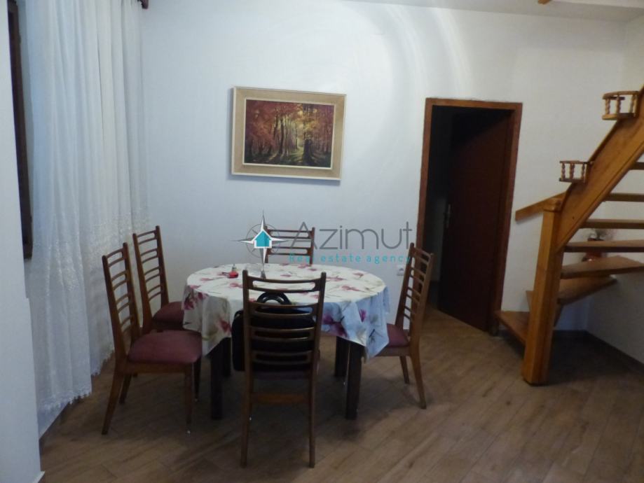MATULJI, CENTAR, STAN, 64M2 + 20M2 KONOBE - PARKIRNO MJESTO, OKUĆNICA ...