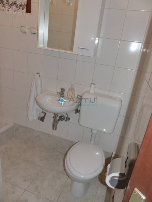 MATULJI, CENTAR, STAN, 64M2 + 20M2 KONOBE - PARKIRNO MJESTO, OKUĆNICA ...