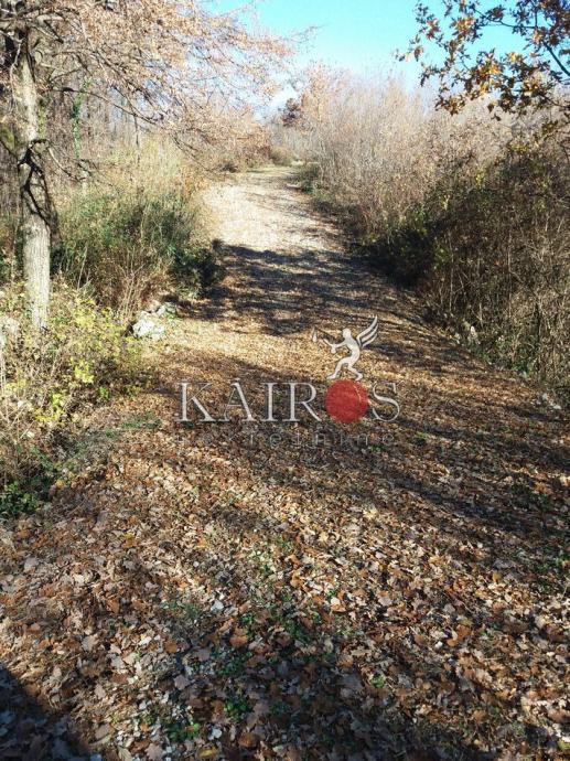 MATULJI, GRAĐ. ZEMLJIŠTE S POGLEDOM NA MORE