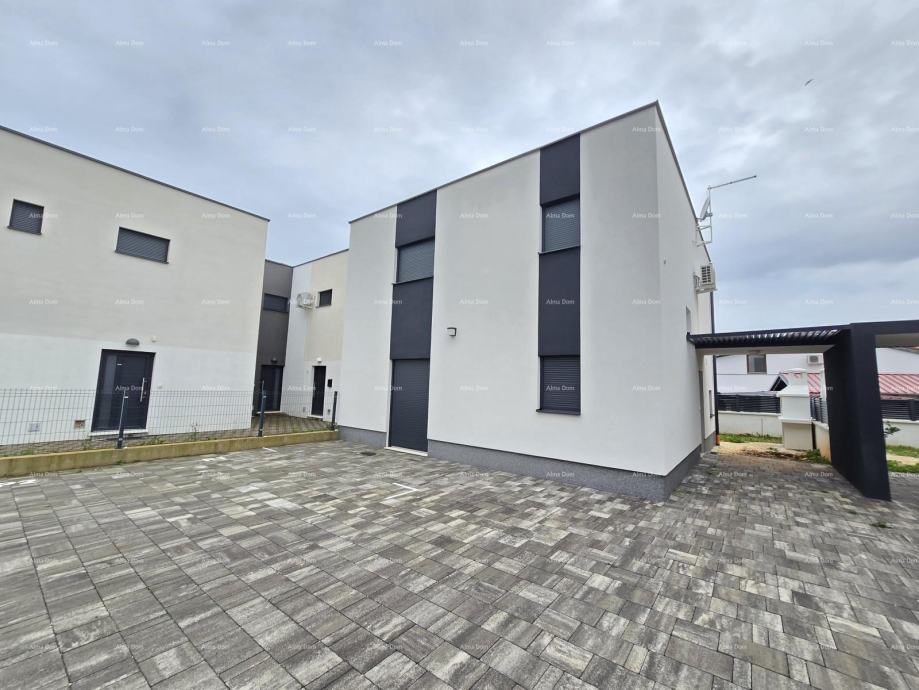 Medulin! Novogradnja! (prodaja)