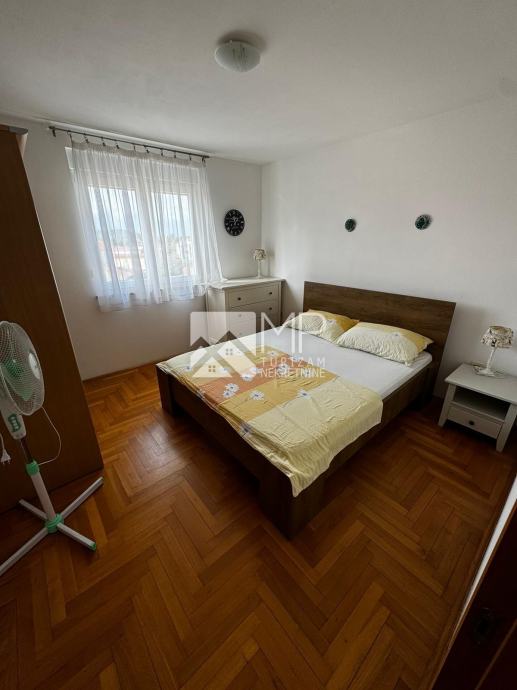 Medulin, prostran stan na II. katu, 63,81 m2, blizina plaže (prodaja)