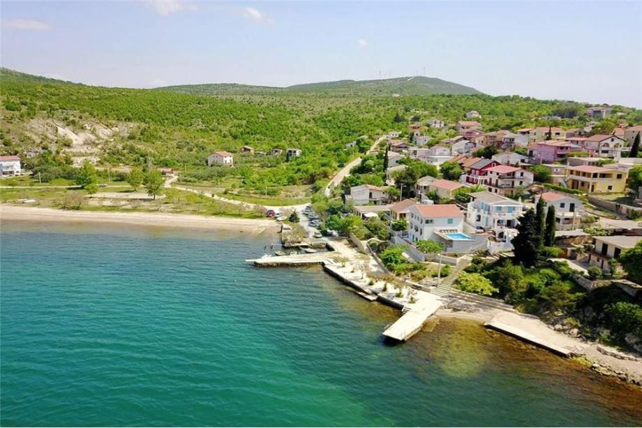 MEKA DRAGA, KRUŠEVO - KUĆA DVOKATNICA S TRI STANA (prodaja)