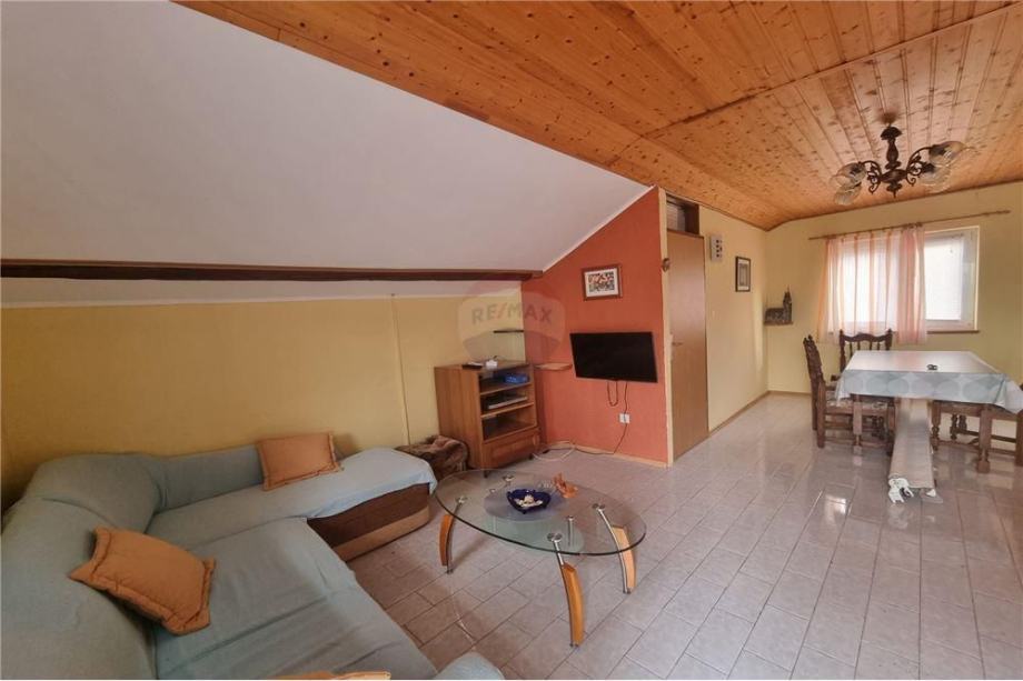 MEKA DRAGA, KRUŠEVO - KUĆA DVOKATNICA S TRI STANA (prodaja)