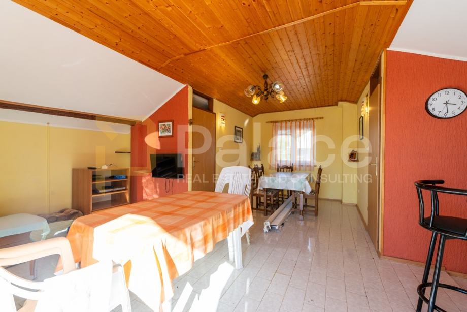 MEKA DRAGA: KUĆA S POGLEDOM NA MORE (prodaja)