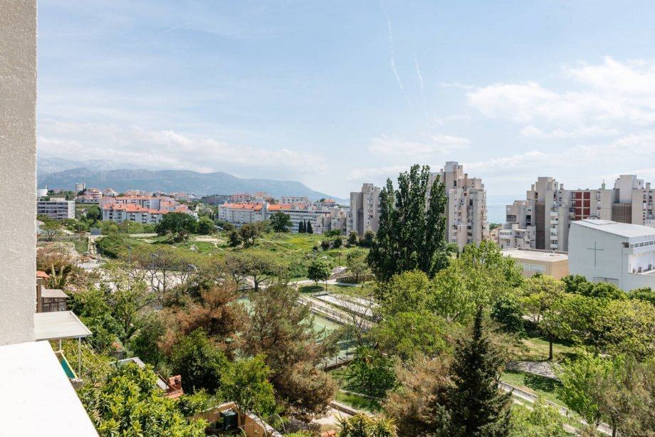 MERTOJAK, 64 m2, LUX UREĐEN, JUG, POGLED (prodaja)