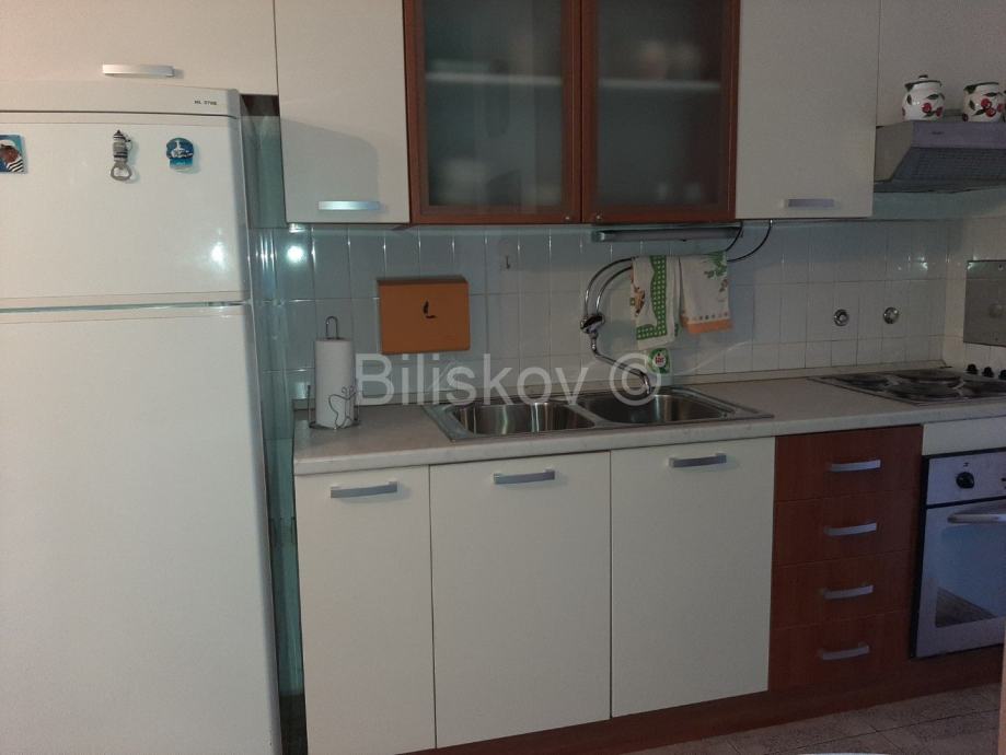 Mertojak Split 1 soba dugoročan najam (iznajmljivanje)