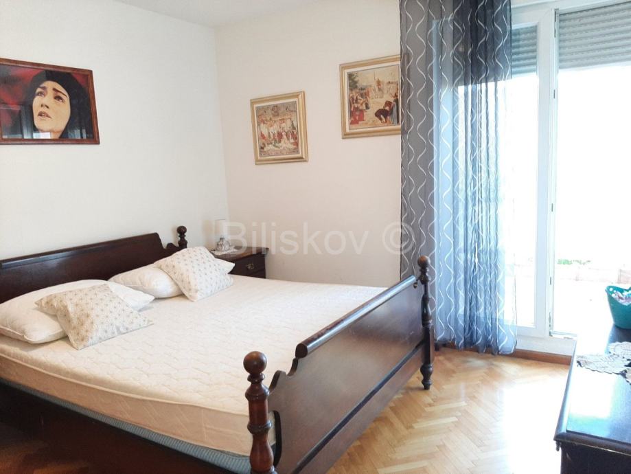 Mertojak Split 1 soba dugoročan najam (iznajmljivanje)