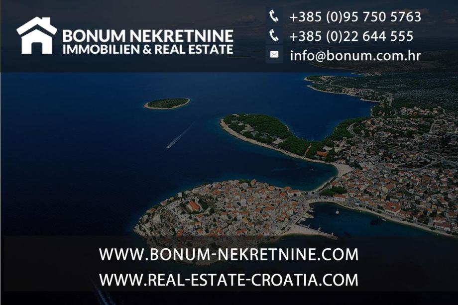 Moderan apartman u blizini plaže, prvi kat, lift, Vodice (prodaja)