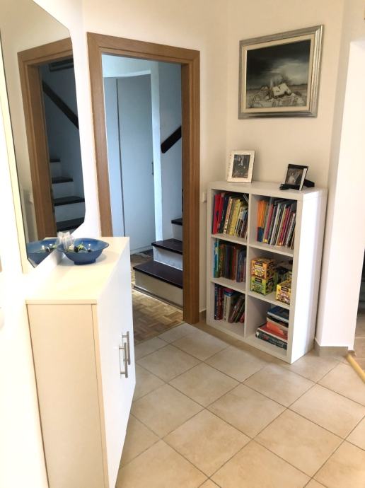 Moderan stan (150 m2) na odličnoj lokaciji, 5-s, dvoetažni, Špansko ...
