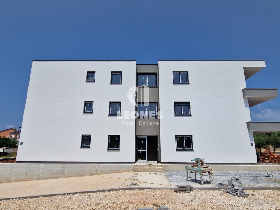 Moderan stan u novogradnji u okolici Umaga, Zambratija (prodaja)