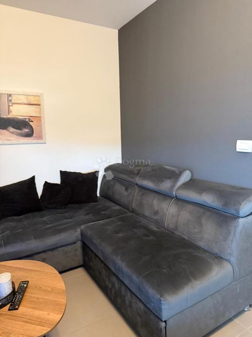 PRILIKA! MODERAN STAN U NOVOGRADNJI (prodaja)