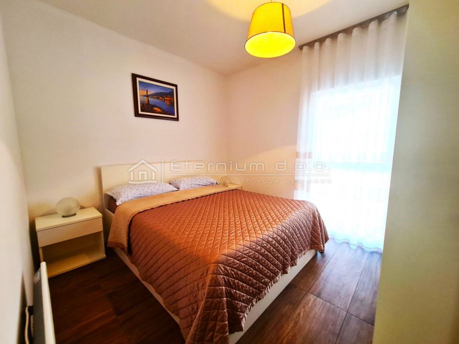 MODERNA GRADNJA - PREDIVNI PENTHOUSE SA GARAŽOM (prodaja)