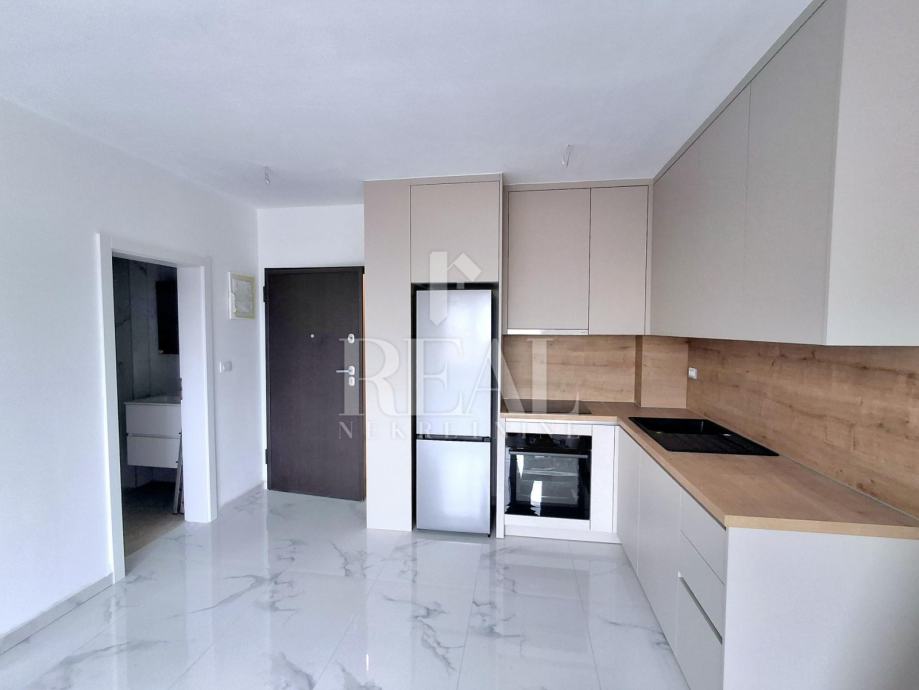 Monvidal ,prilika stan 42m2,1. kat ! (prodaja)