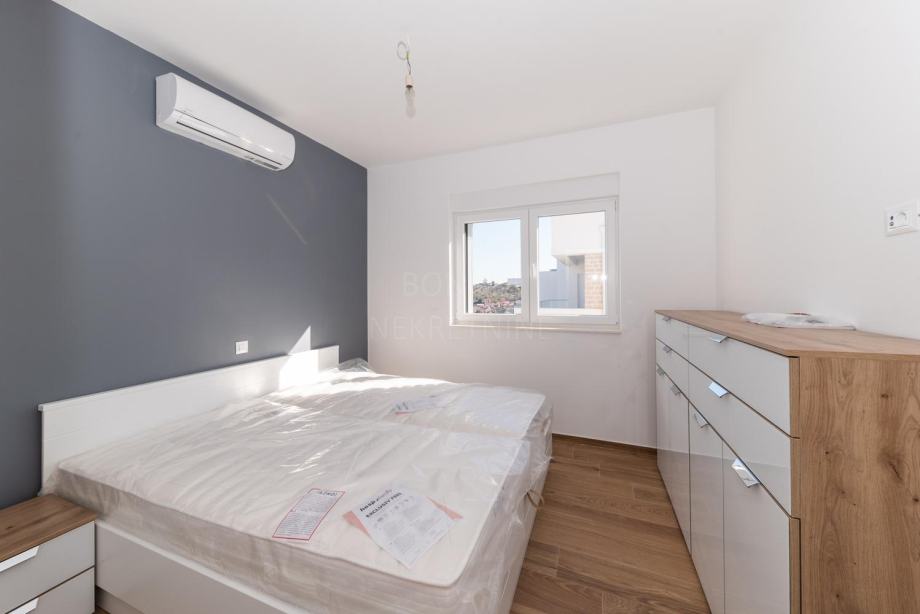 Murter, moderna gradnja, vrhunska kvaliteta, novi dvosoban stan s lije