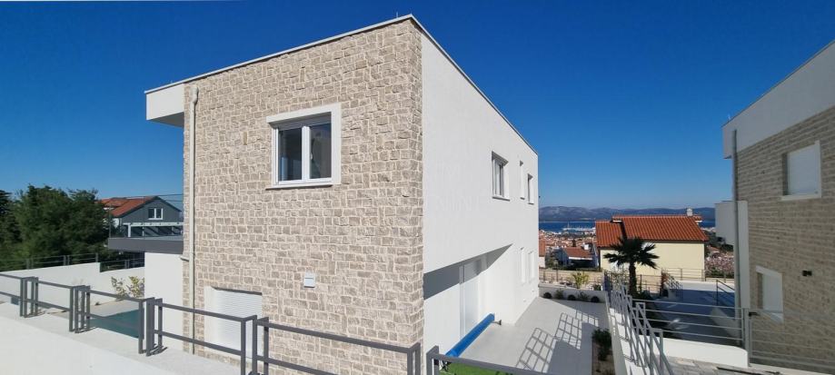 Murter, moderna gradnja, vrhunska kvaliteta, novi dvosoban stan s lije