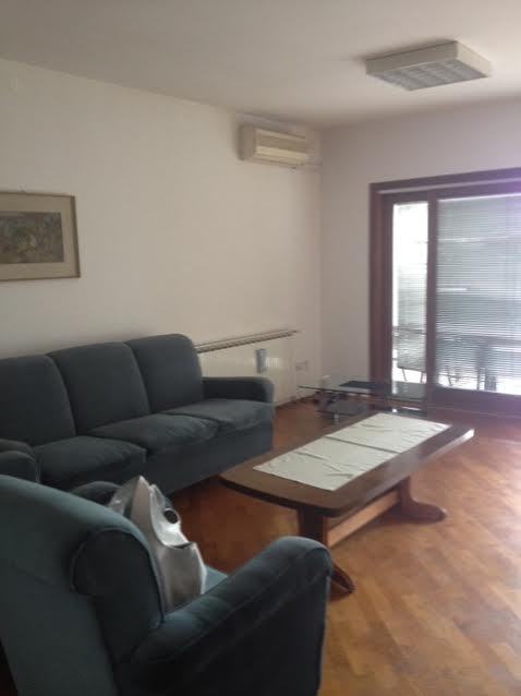 NAJAM KOMFORNOG STANA NA ILICI - između Črnomerca i Vrapča (iznajmljivanje)