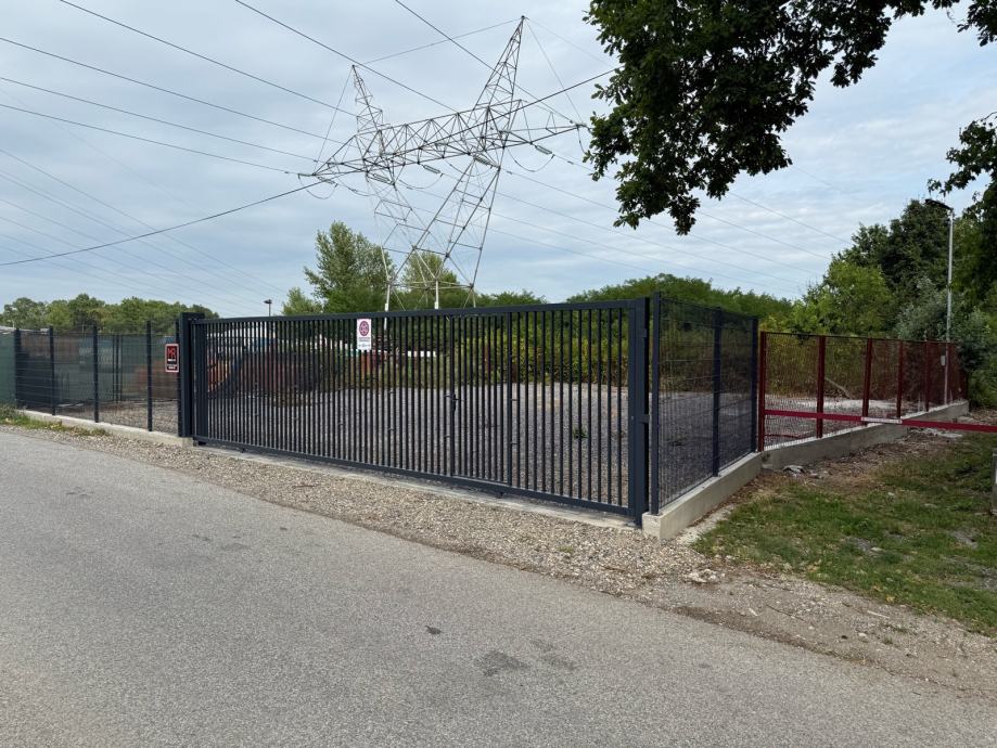 Najam parkinga Slavonska avenija blizina Rox i Ina Benzinske pumpe