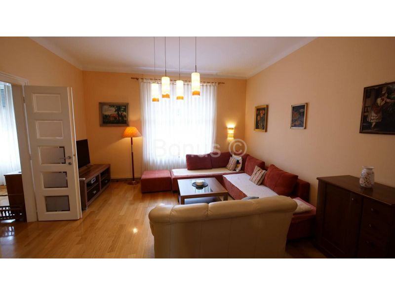 Najam - Stan 70 m2 - Donji grad, Kneza Borne (iznajmljivanje)