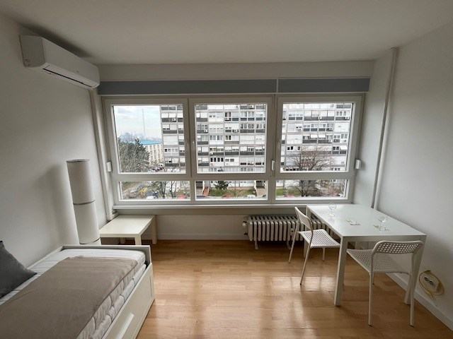 NAJAM UTRINE GARSONJERA NOVOADAPTIRANA PRVI NAJAM 460 € (iznajmljivanje)