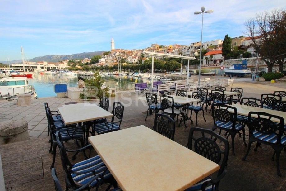 Najam, Novi Vinodolski, restoran, terasa (iznajmljivanje)