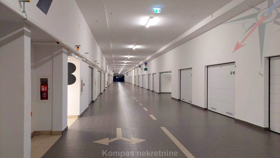 Najam, VMD stan, Donji Grad, Centar, Kneza Borne, 144m2, novogradnja (iznajmljivanje)