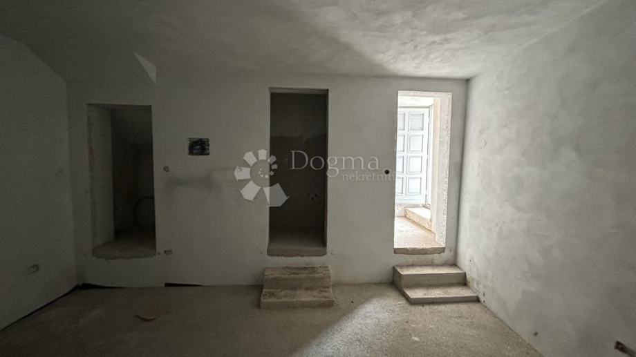 Najljepša kuća u Pićnu (prodaja)