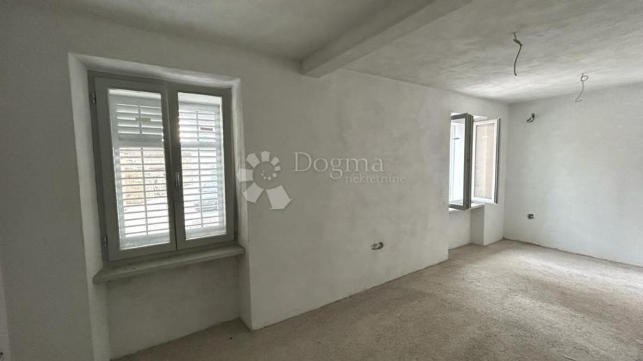 Najljepša kuća u Pićnu (prodaja)