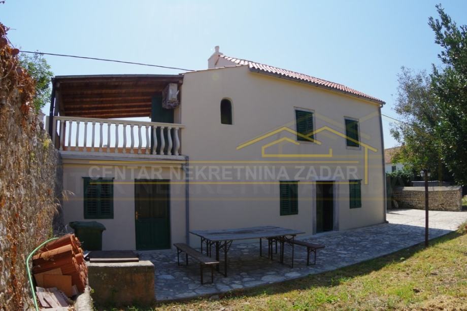 SNIŽENO: NIN - CENTAR – OBNOVLJENA KUĆA NA VRHUNSKOJ LOKACIJI! (prodaja)