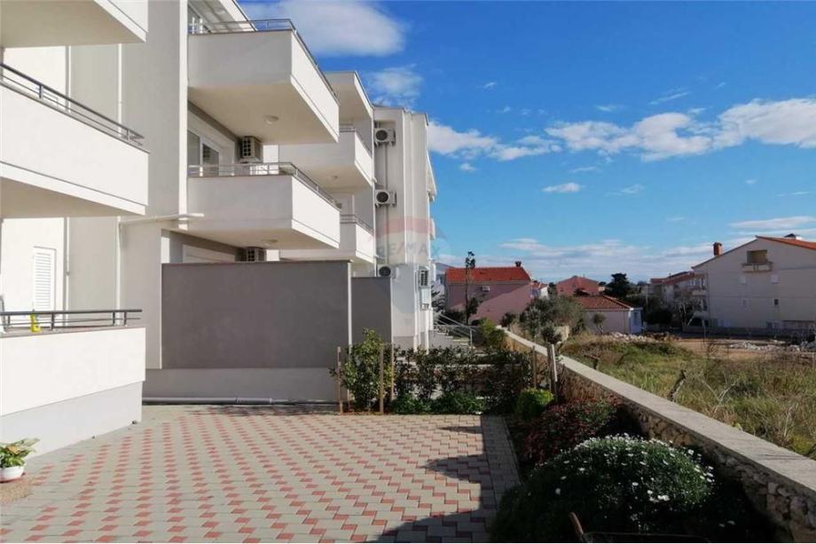 Novalja - dvosoban stan - BLIZINA CENTRA