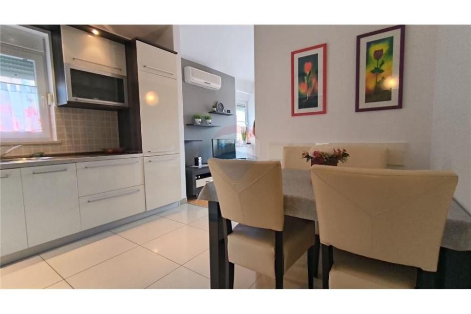 Novalja - dvosoban stan - LOKACIJA (prodaja)