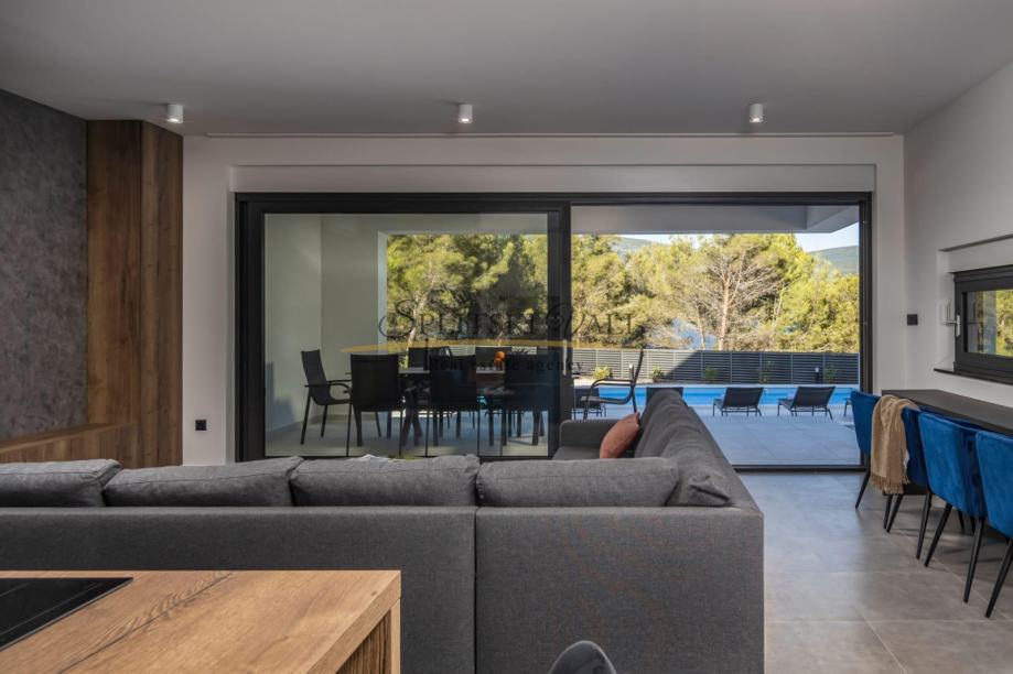 Novigrad, Pridraga - Luksuzna Villa uz more (prodaja)