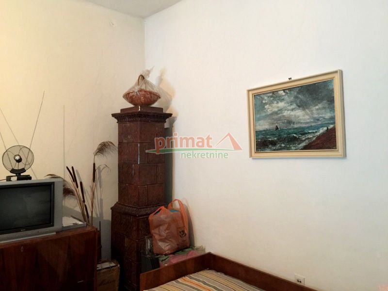 Ogulin, stan u strogom centru, površine 63,90 m2 (prodaja)