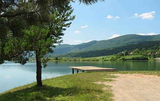 Ogulin, Vitunj, blizina Bjelolasice, samostojeća kuća (prodaja)