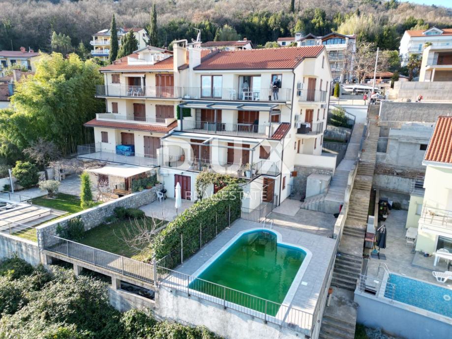 OPATIJA, LOVRAN - stan DB+3S s prekrasnim pogledom na more + bazen + o (prodaja)