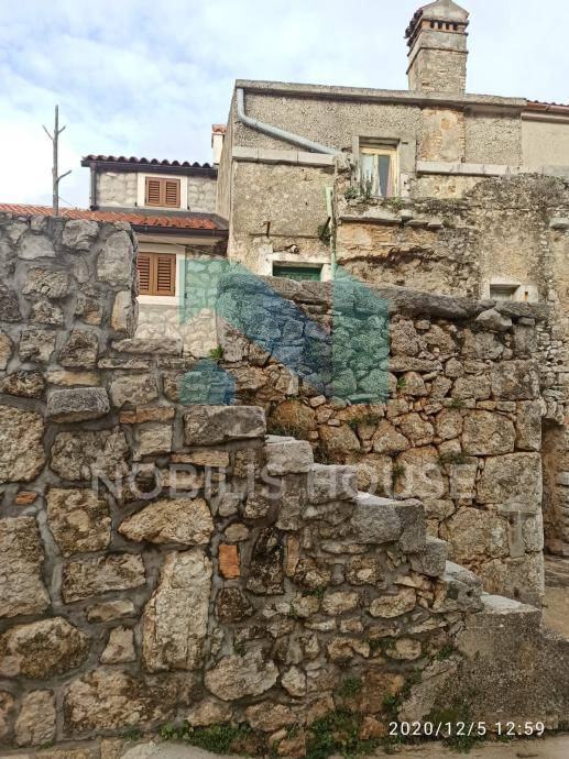 Orlec, Cres, stara kamena kuća 125 m2 (prodaja)