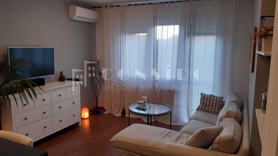 Osijek, stan 65 m2 (prodaja)