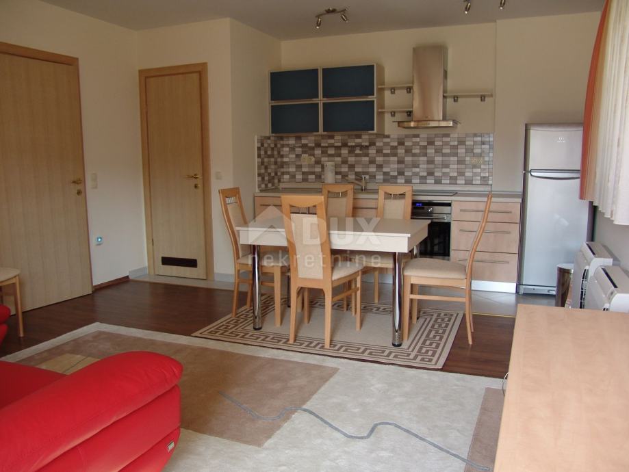 OTOK KRK, BAŠKA - Predivna kuća s bazenom i pogledom na more (prodaja)